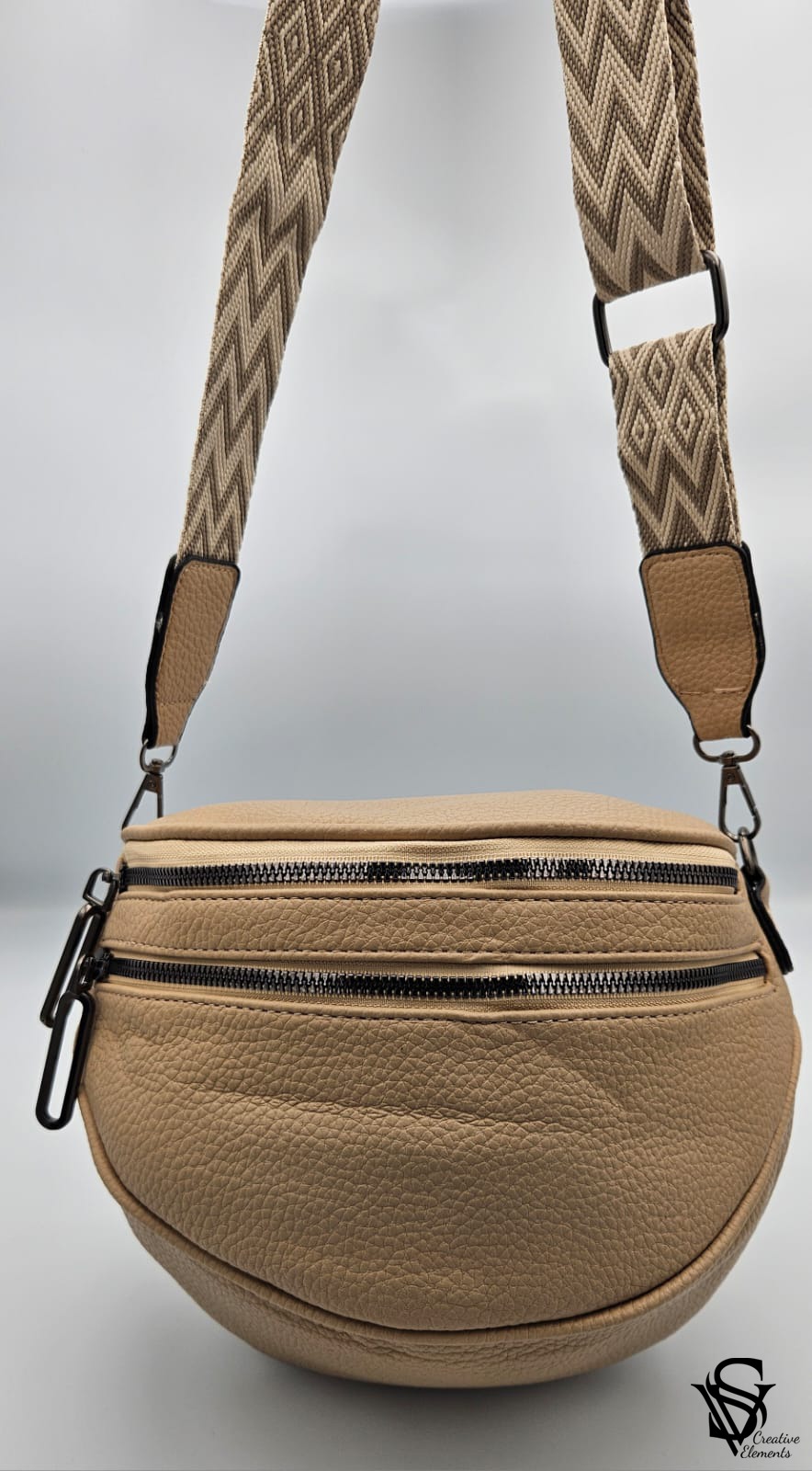 Beige trendy crossbody bag – SV Creative Elements